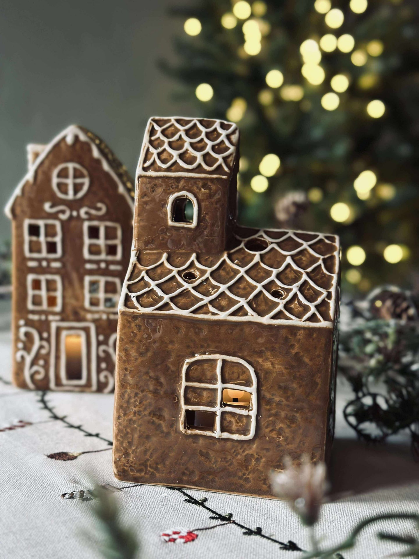 Lichthaus - weihnachtshaus kirche | Charmante Keramik – VIAMAJA.DE