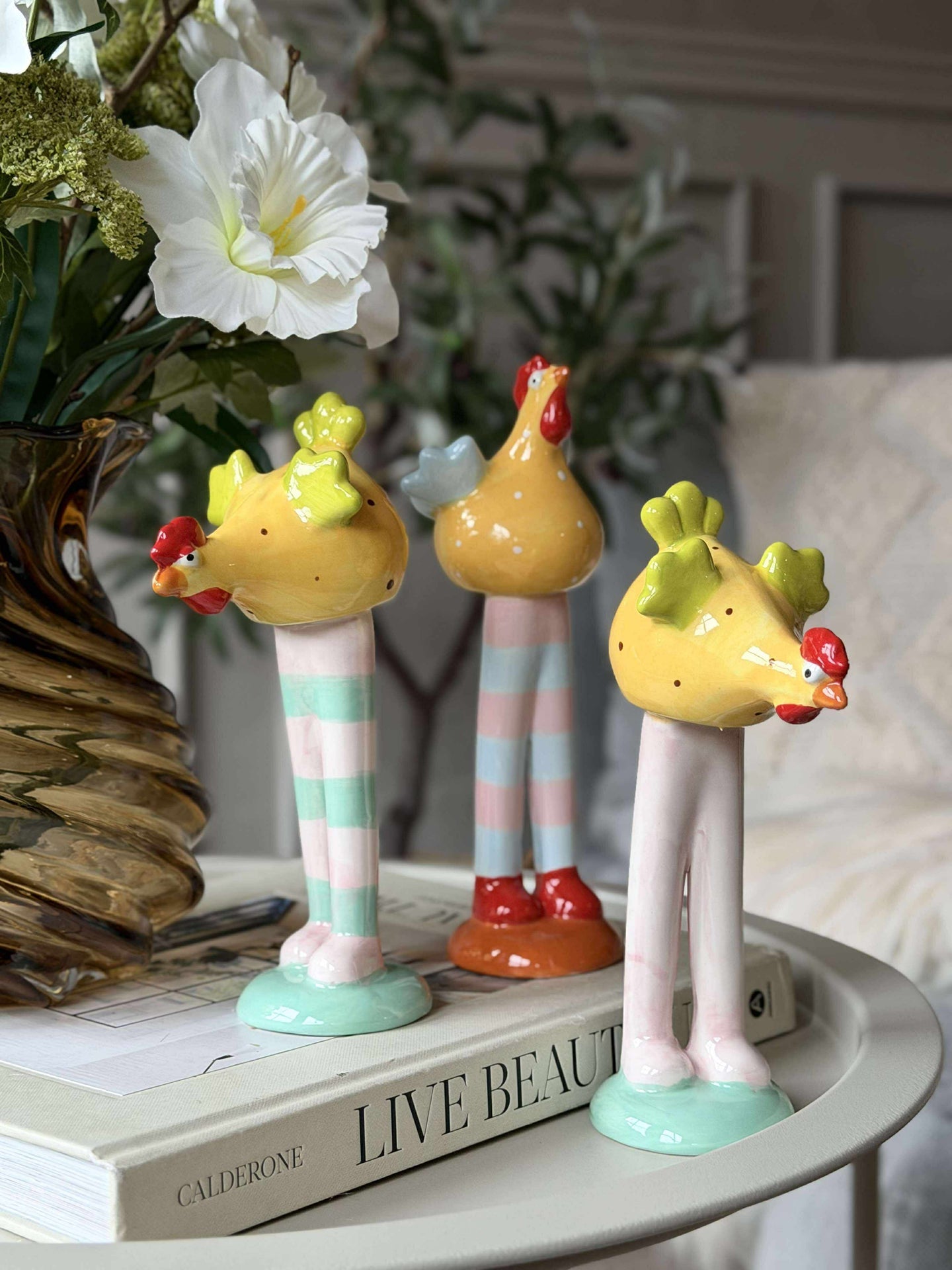 Huhn mit langen Beinen - Gelb mit Punkten – Keramikfigur – VIAMAJA.DE