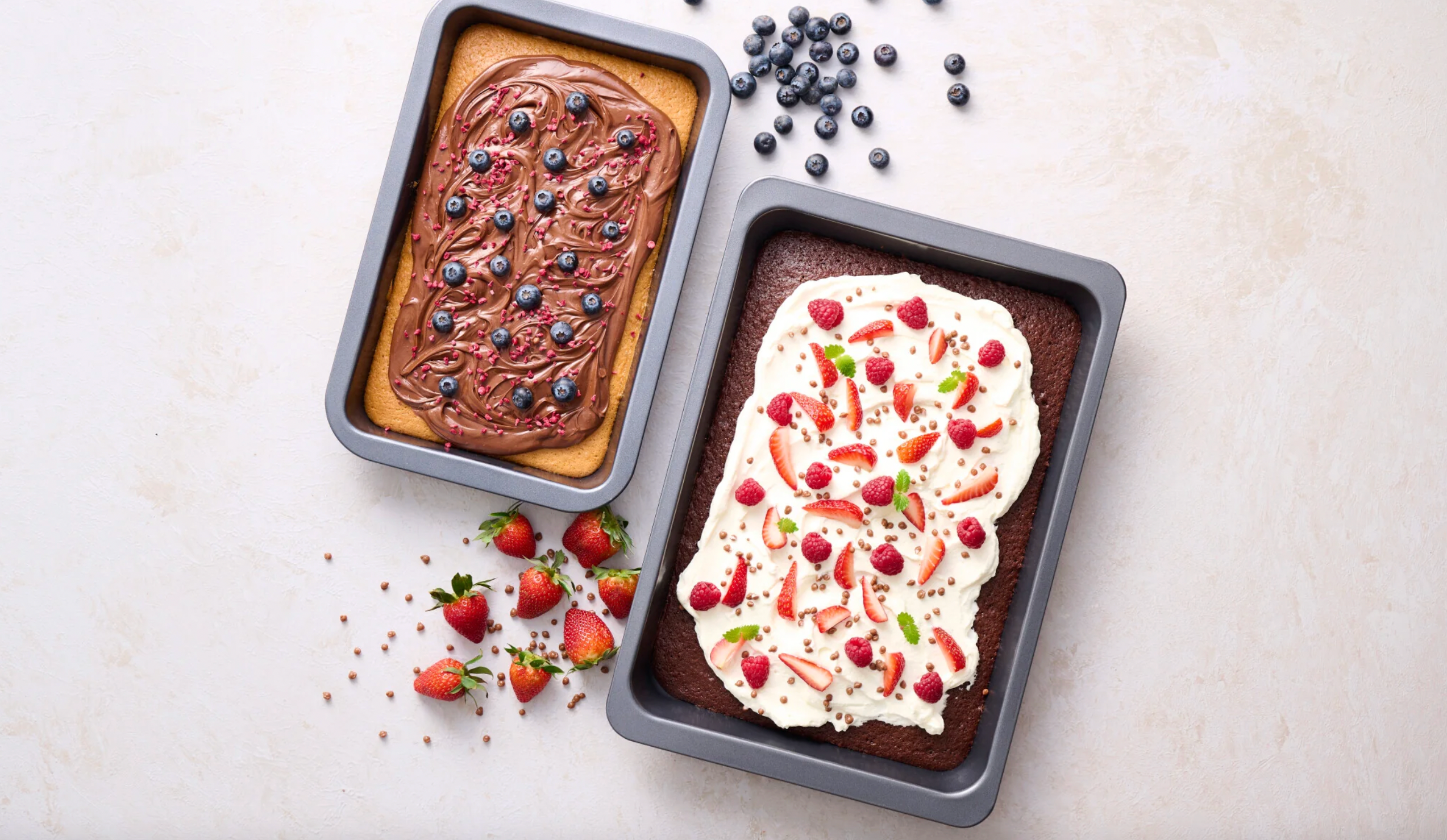 Backblech mit Rost - Antihaft | Robustes Karbonstahl – VIAMAJA.DE