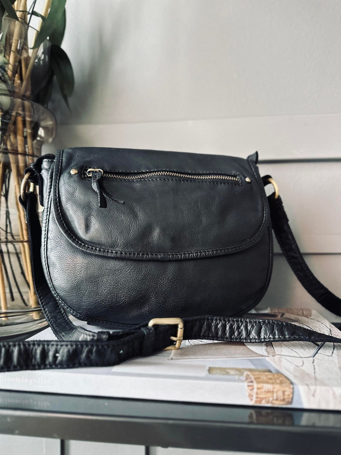 Crossbody Emily Roh Boheme - Schwarz | Stilvolle Eleganz – VIAMAJA.DE