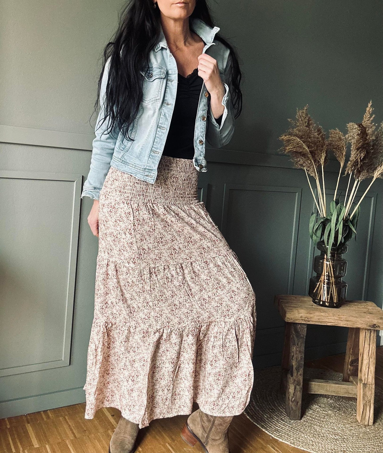 Boho Rose Rock | Fantastischer Onesize-Rock mit Smock-Taille – VIAMAJA.DE